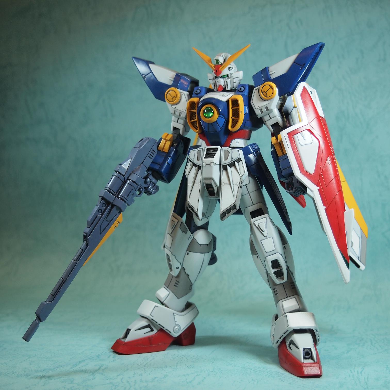 HG 1/100 Wing Gundam Fenice Custom – Supar Robo