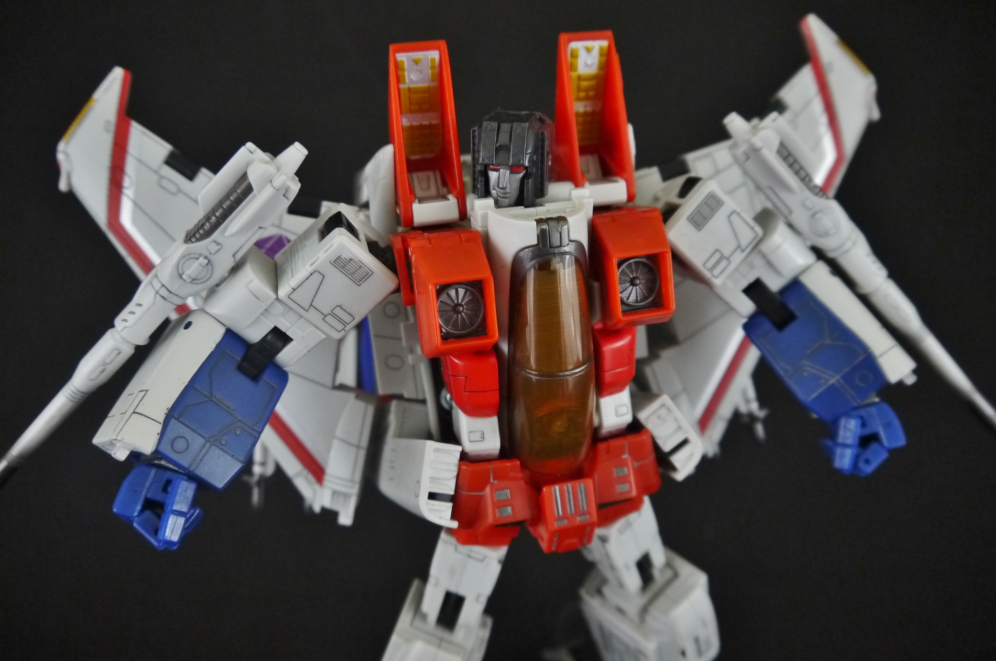 MP-03 Masterpiece Starscream (Wal-Mart Exclusive) – Supar Robo