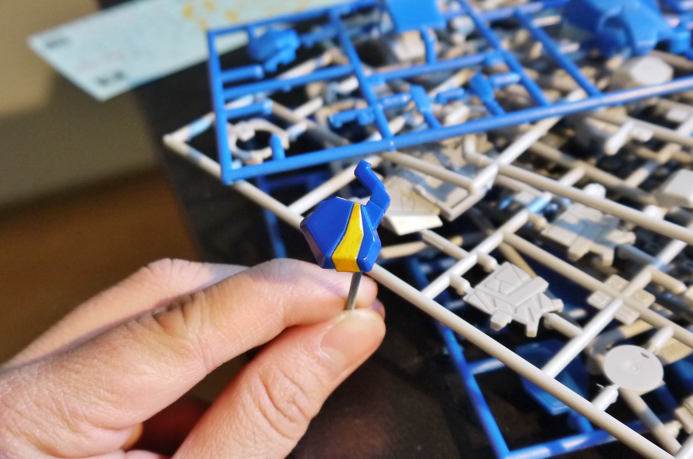 Hasegawa 1/100 Apharmd the Hatter – Supar Robo