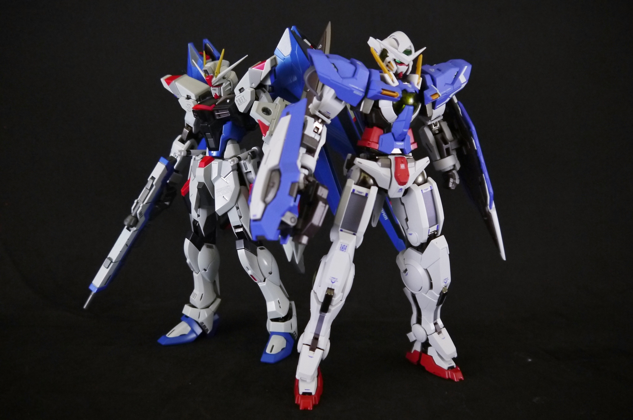 Metal Build Freedom Gundam – Supar Robo