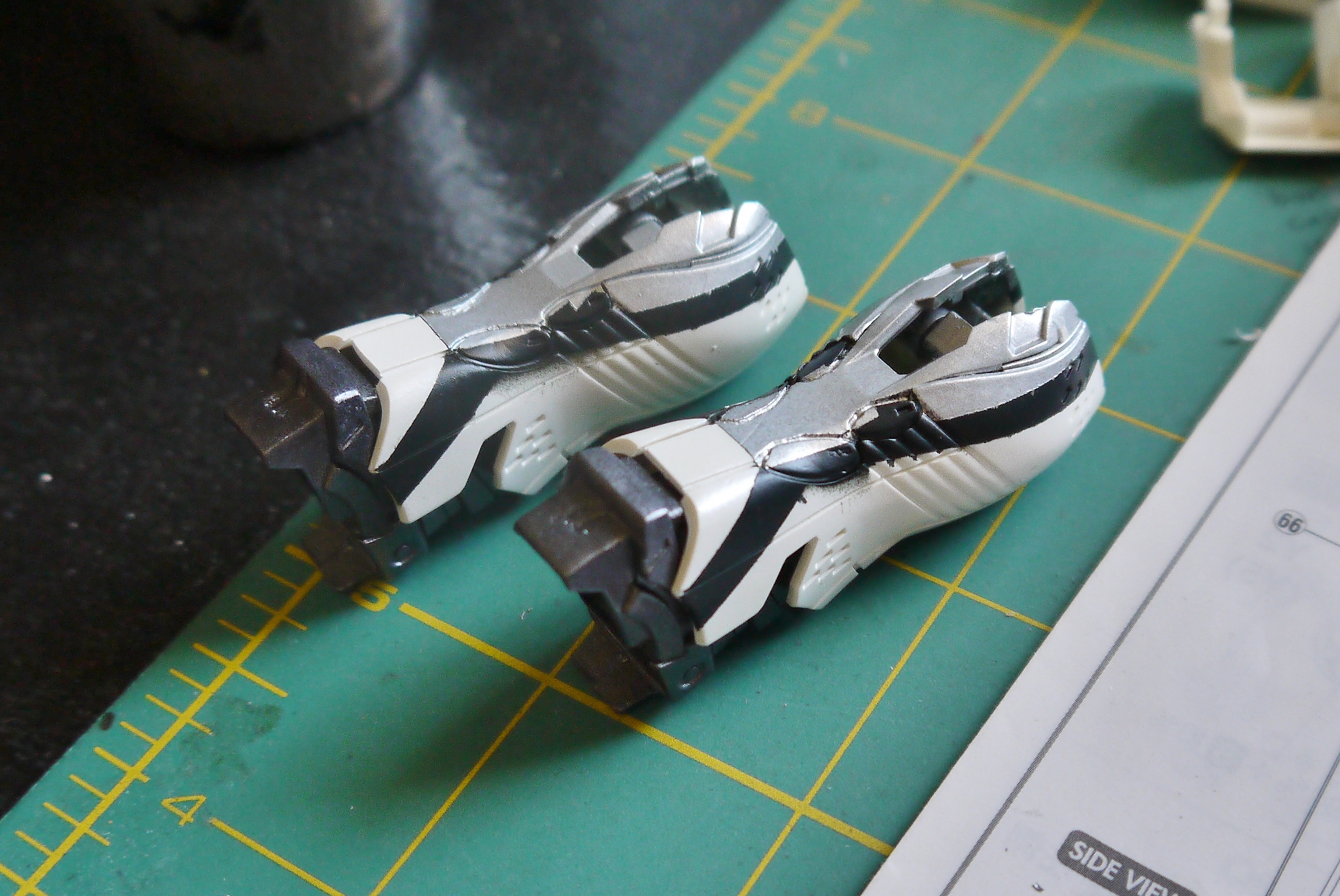 Hasegawa 1/100 Temjin 747 Type a8 “White Rainbow Knight” – Supar Robo